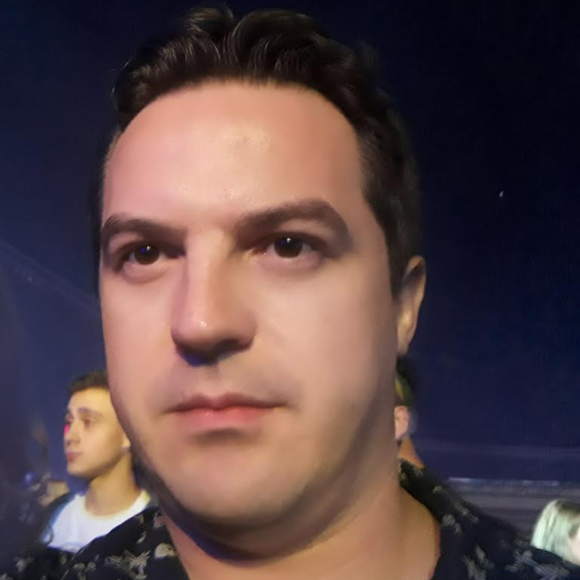 Juhos István Szerver Admin. istvan.iuhos@ubbcluj.ro